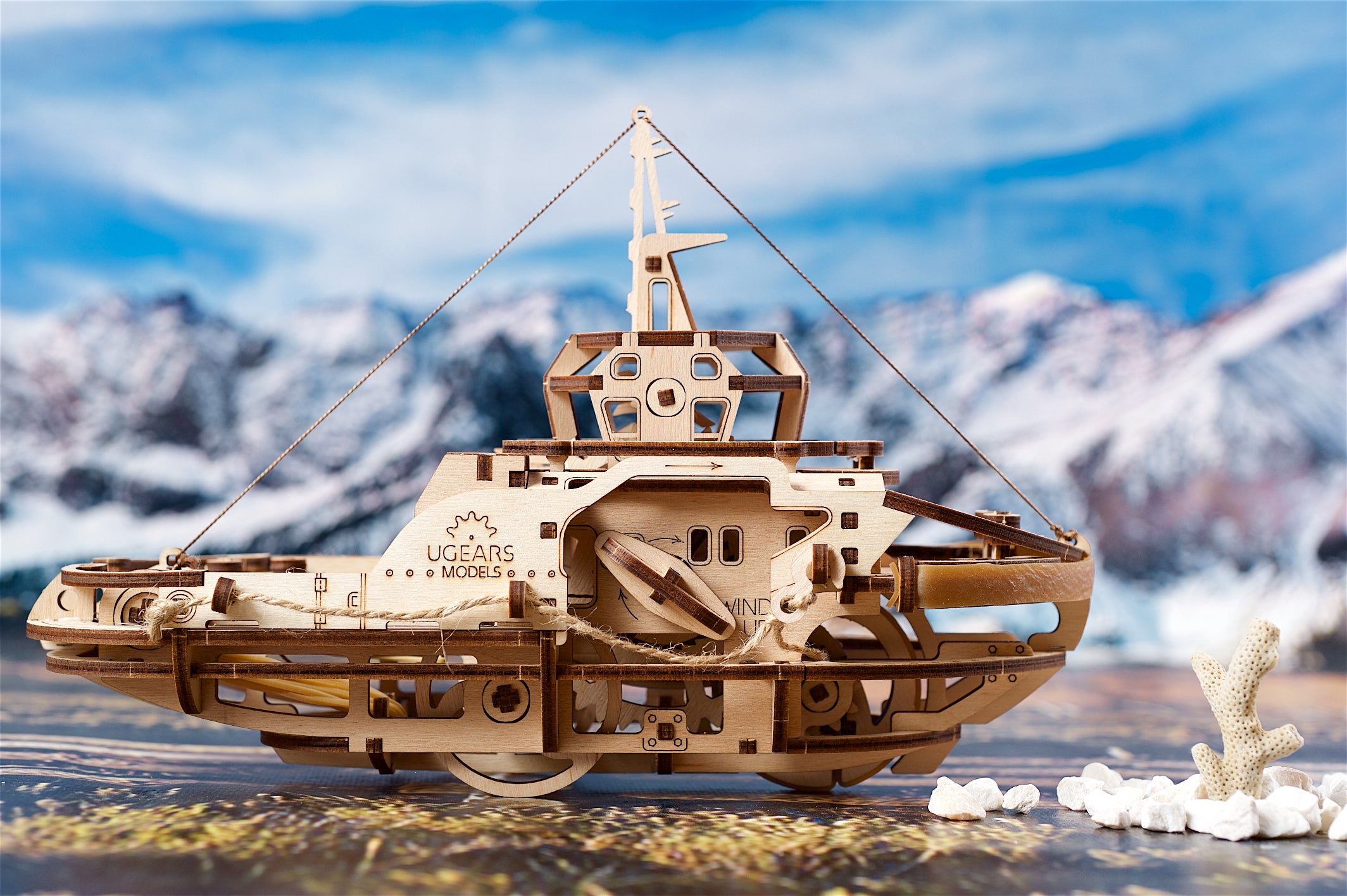 ⚓ UGears Tugboat – Build Your Own Moving Mechanical Model | Ugears.Online